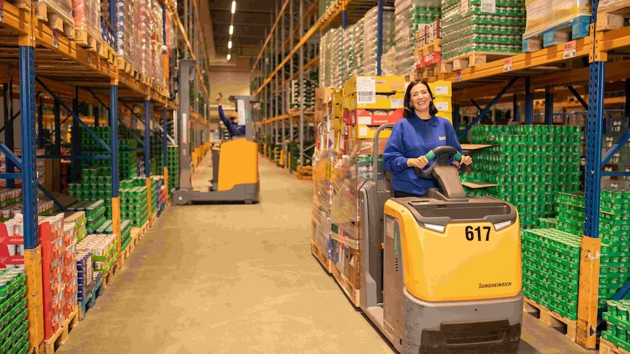 Arbeiten in der Logistik bei der EDEKA Südbayern