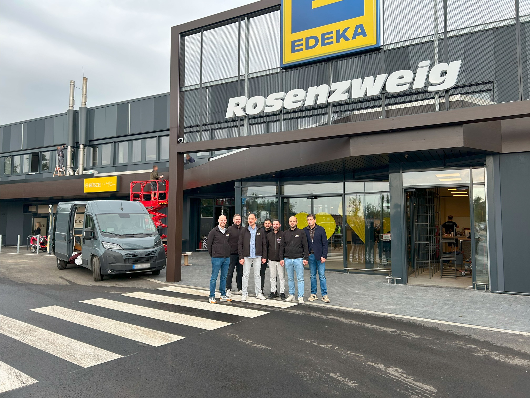 EDEKA Rosenzweig und trinkgut eröffnen in Düren